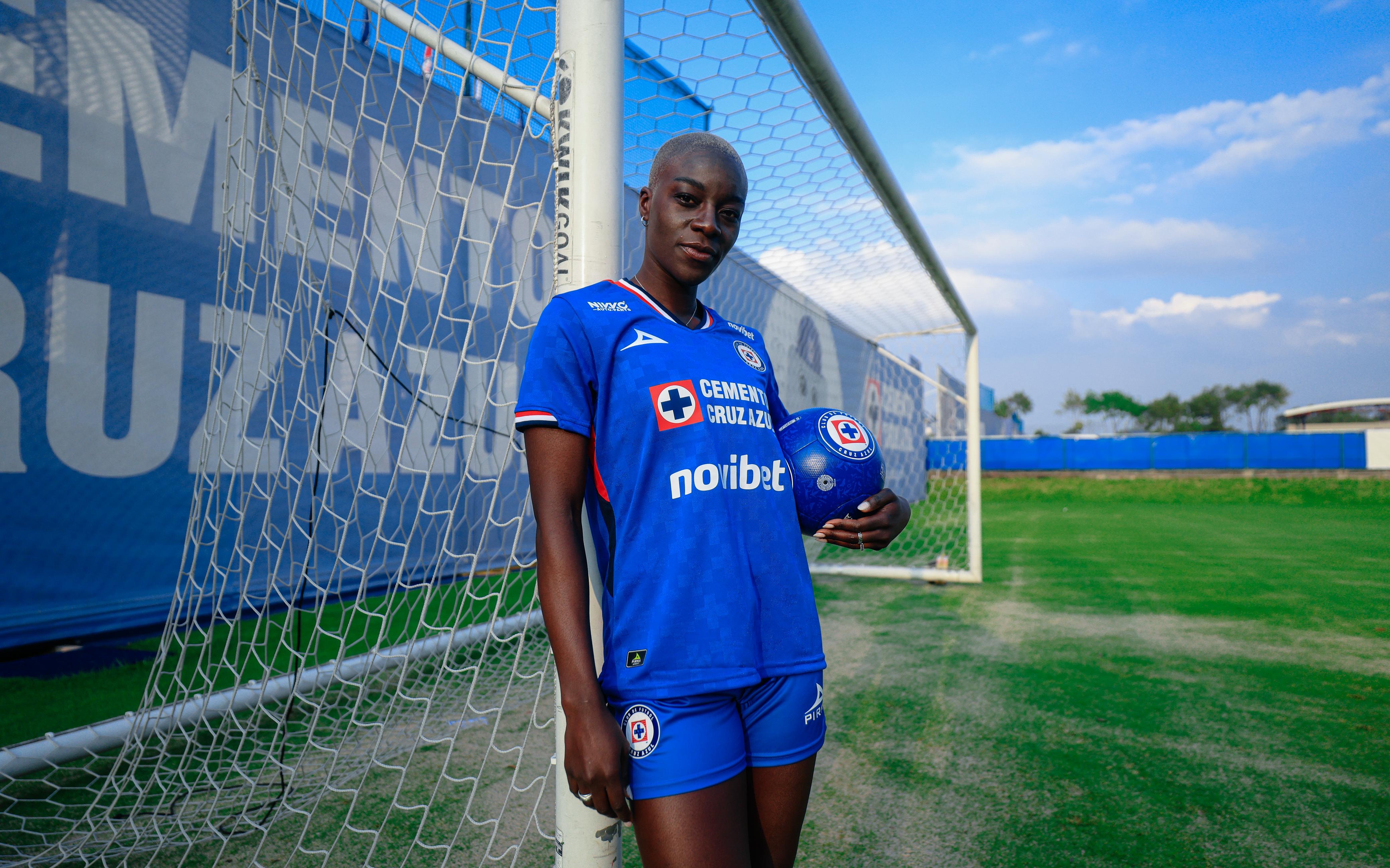 Llegó la quinta alta con miras al CL26: Michaela Abam - Club de Futbol ...